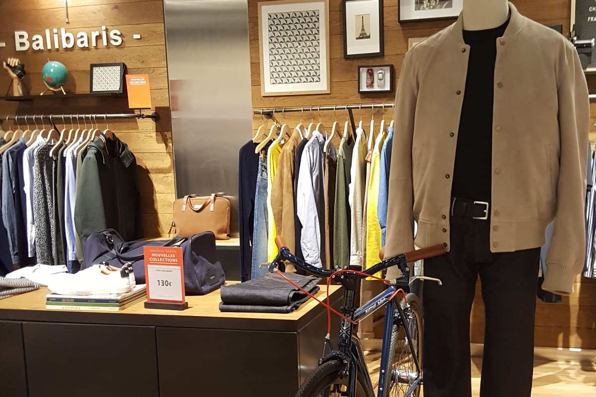 2017-06-Rollmann_Commune de Paris_Produktion – FASHIONTODAY